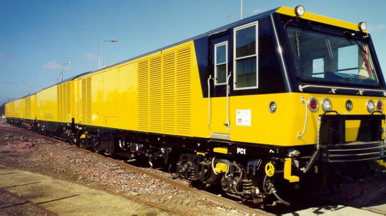 VakTrak: the vacuum cleaning train - NEU, Inc.